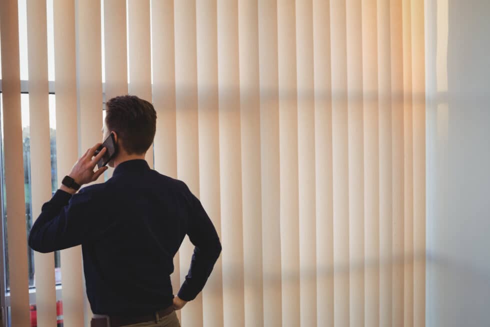 Crank Handle Blinds Cost in Perth: A Comprehensive Guide